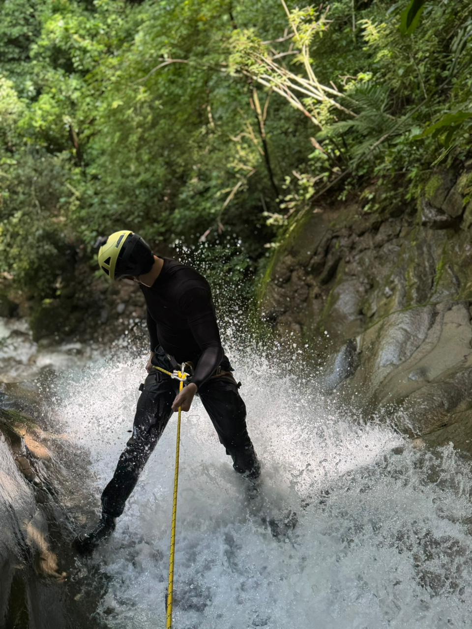 Rappel en Cascada "El Sitio" y Zona Arqueológica de Malpasito | Los ...